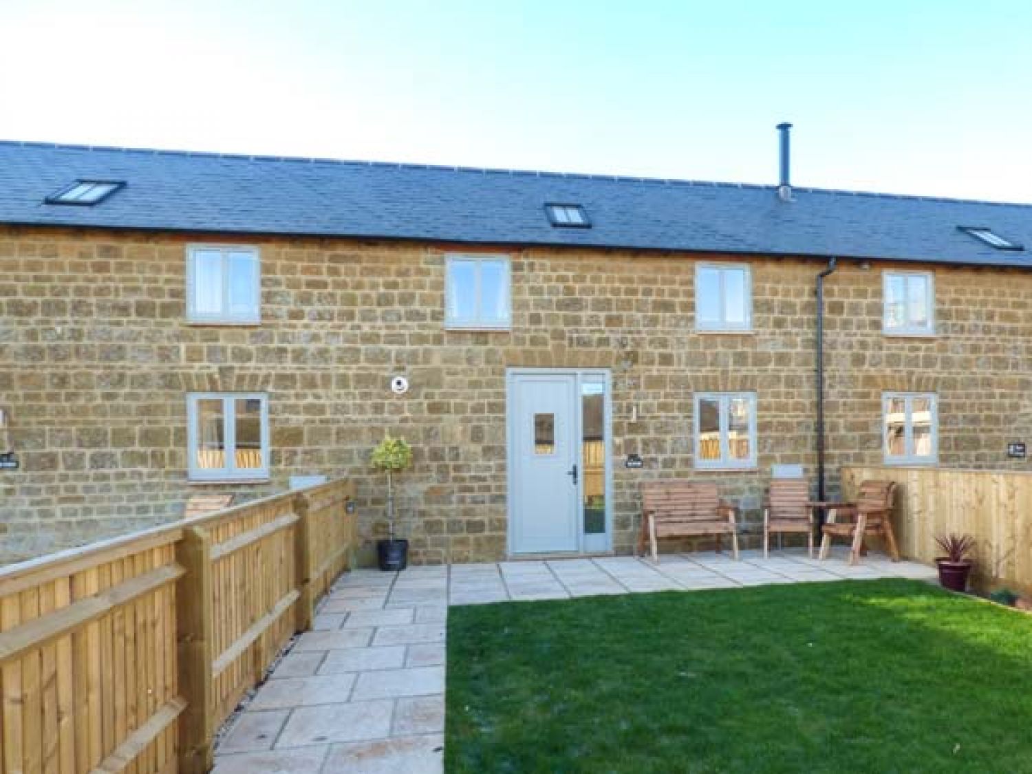 Cow Byre from Sykes Holiday Cottages. Cow Byre is in Great Tew near ...