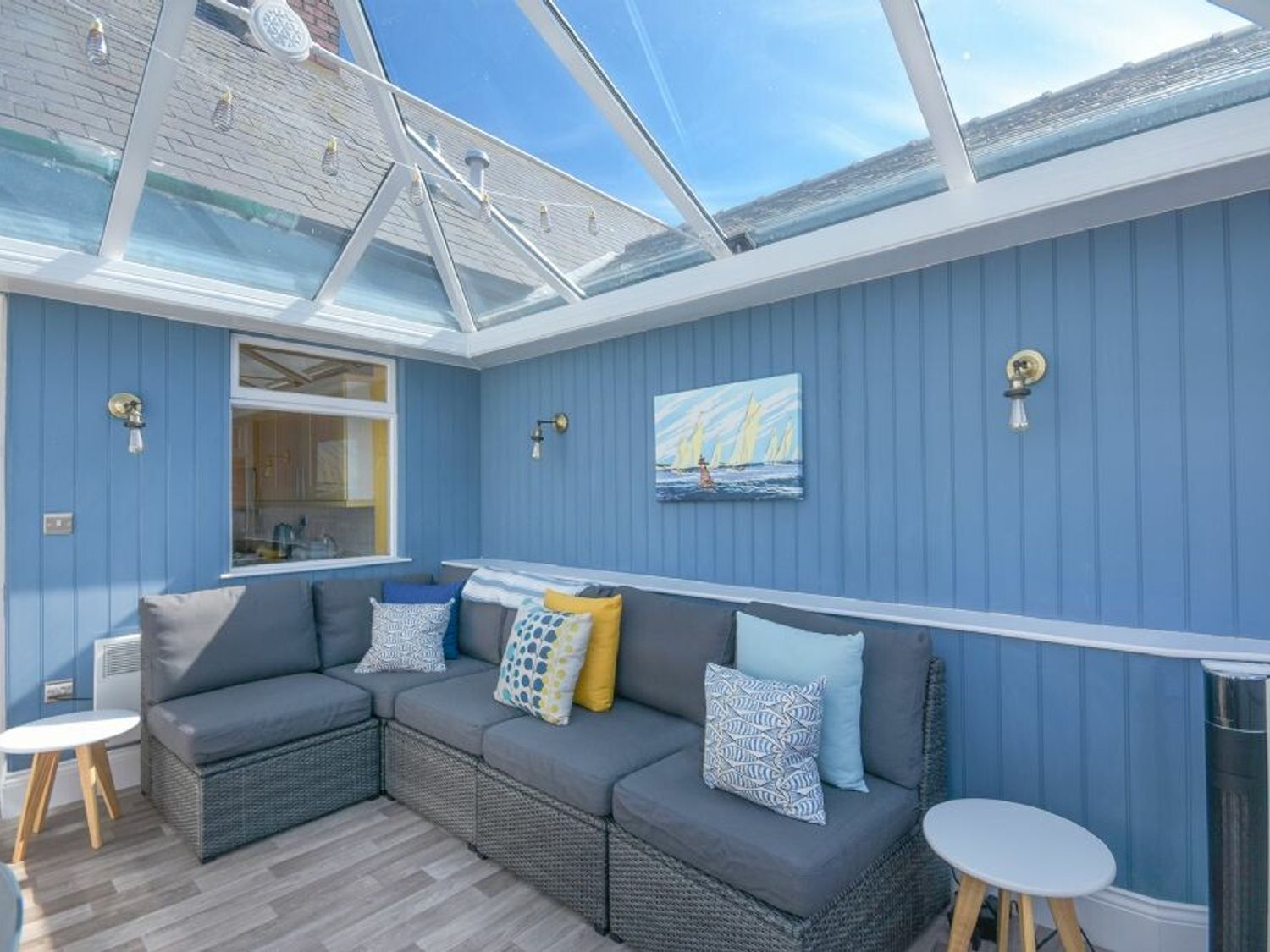 Dolphin Stone Lodge from Sykes Holiday Cottages. Dolphin Stone Lodge is ...