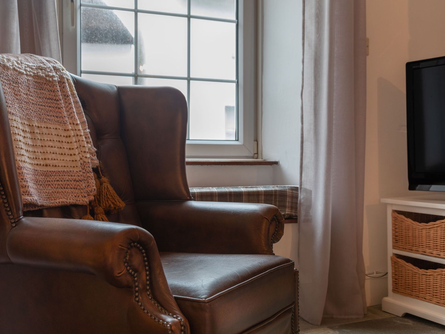 Foxbear from Sykes Holiday Cottages. Foxbear is in Malborough - Pet ...