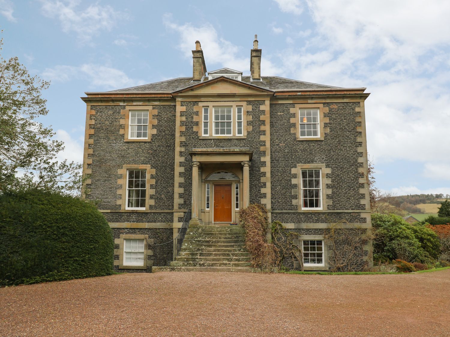 Harmony House from Sykes Holiday Cottages. Harmony House is in Melrose ...