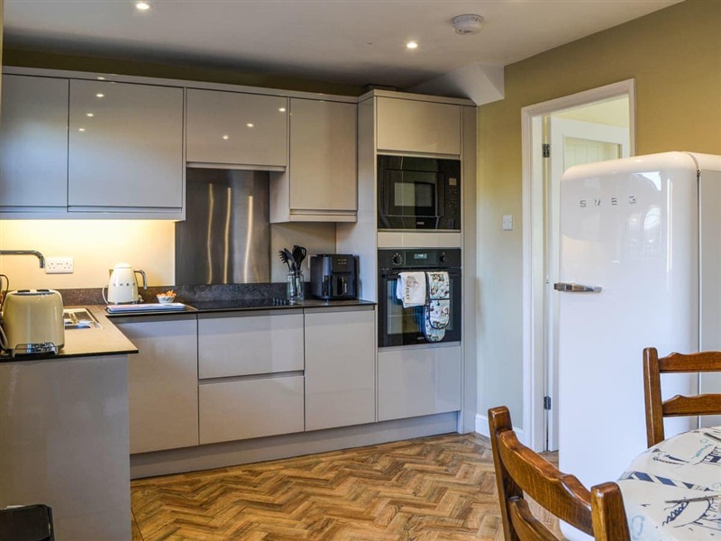 Prestella from Cottages 4 You. Prestella is in Filey, North Yorkshire ...