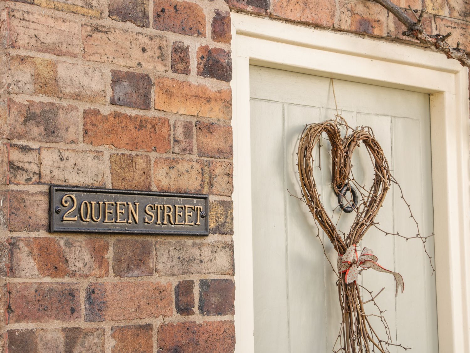 Queens Cottage from Sykes Holiday Cottages. Queens Cottage is in Much Wenlock - , read reviews