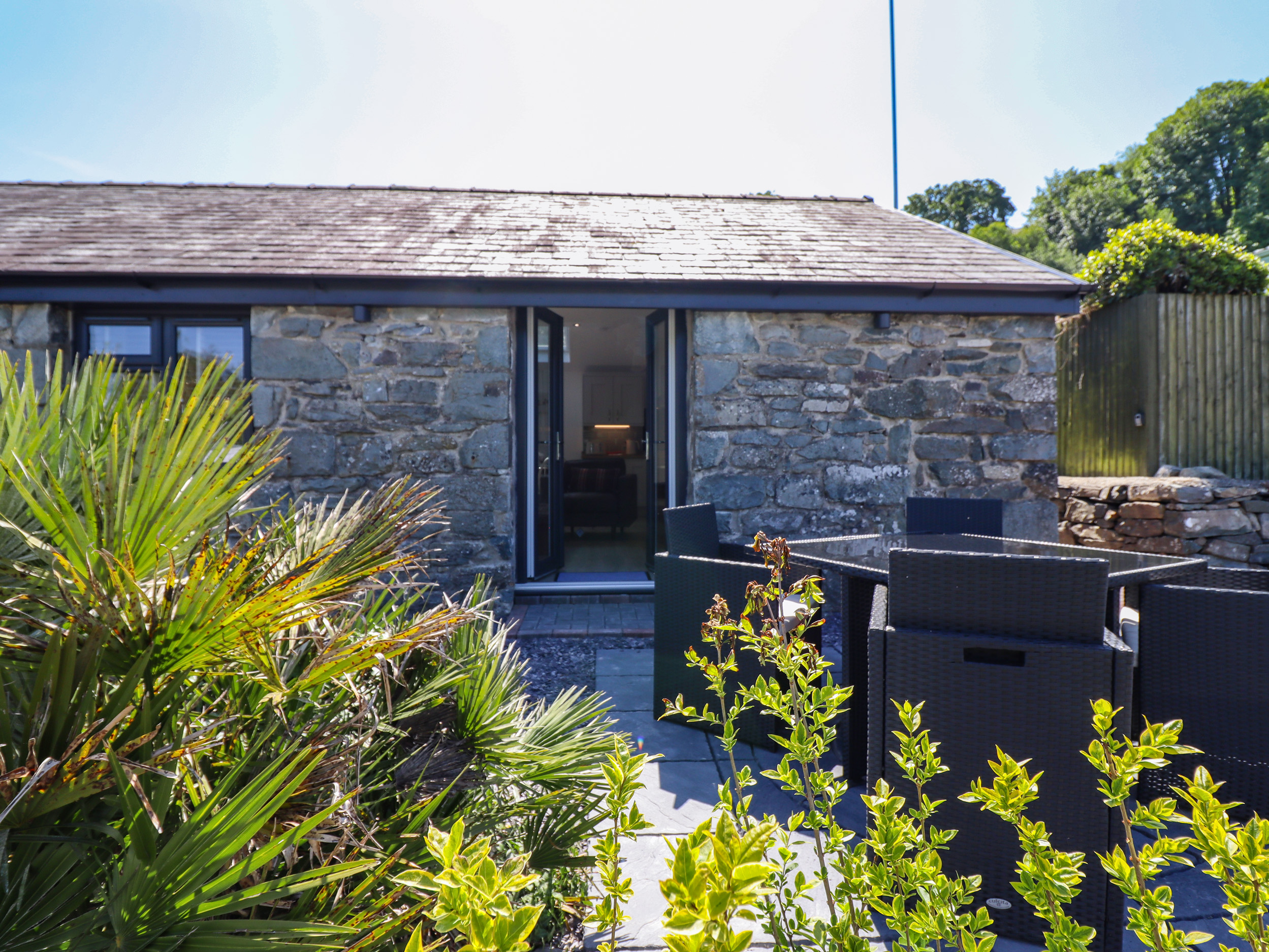 Tan Llech from Sykes Holiday Cottages. Tan Llech is in Harlech - Pet ...