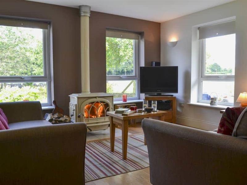 Tre Anna Lodge from Cottages 4 You. Tre Anna Lodge is in Dwyran, near Llanfairpwllgwyngyll ...