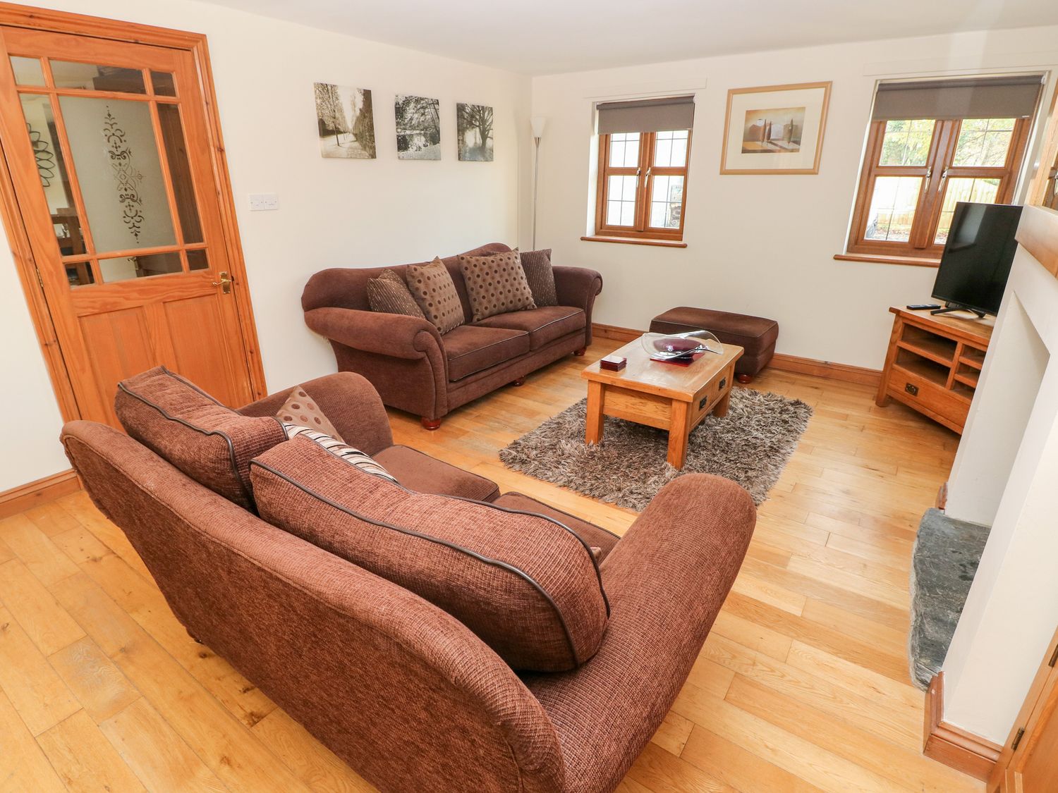 Ty Melyn from Sykes Holiday Cottages. Ty Melyn is in Boncath - Pet ...